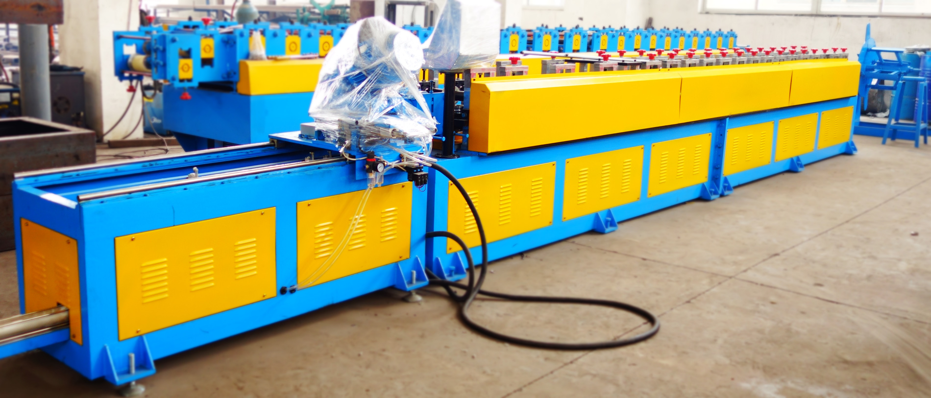 Tube and Pipe Roll Forming Machine | Excellent Corner Equipment for ...